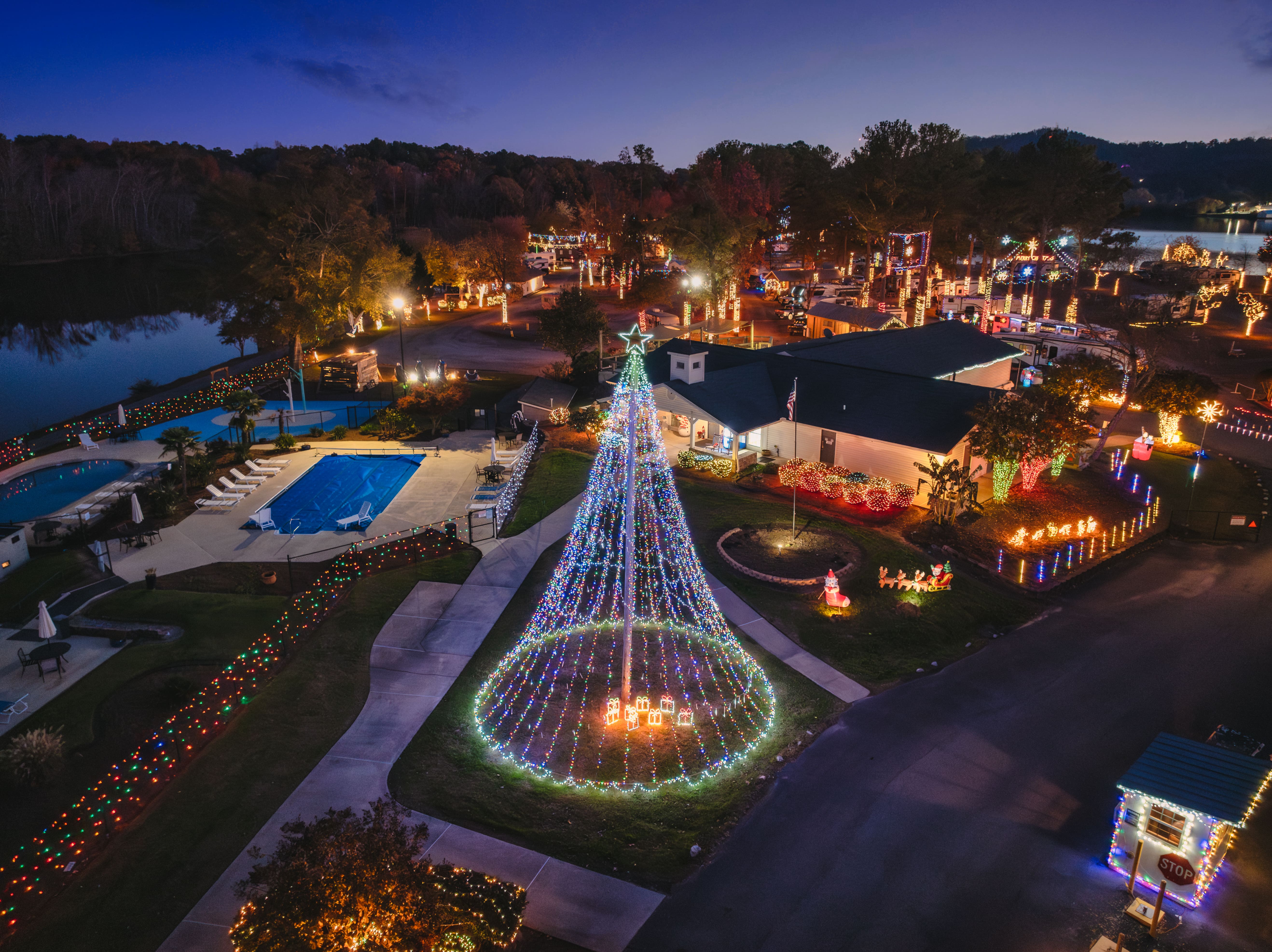 River Rocks Landing Resort & Venue | Luxury Lakeside Retreat